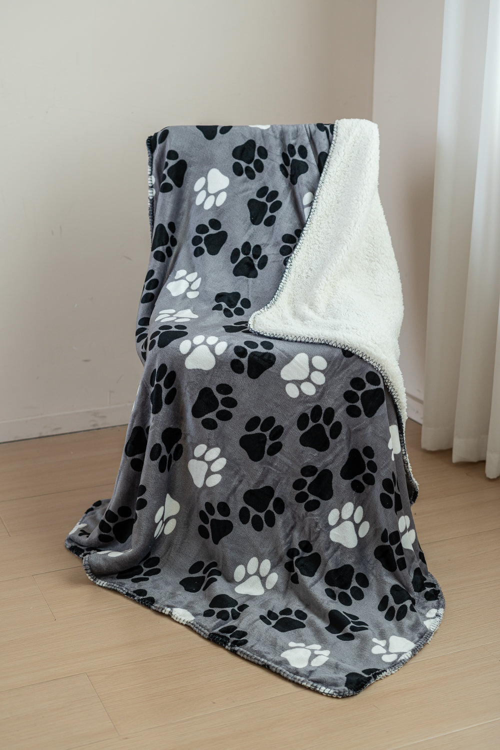 Grey Little Paws - Sherpa Blanket – Just Cozy
